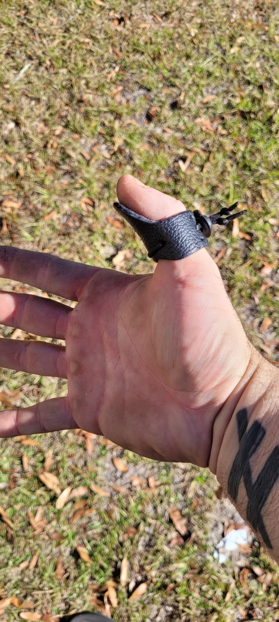 Leather Thumb Guard | ODINSON ARCHERY
